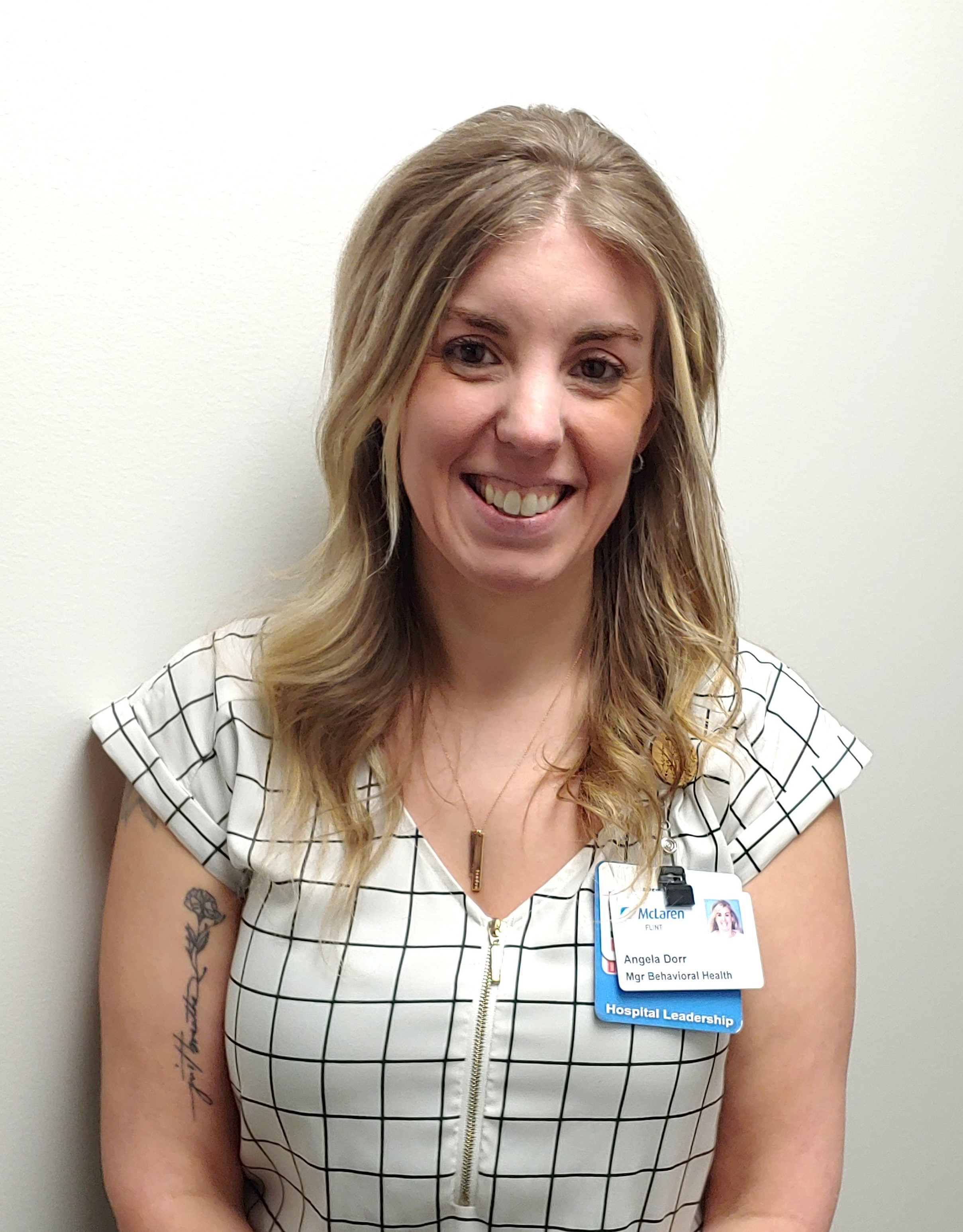 McLaren Flint Honors April Outstanding Employee of the Month | McLaren ...