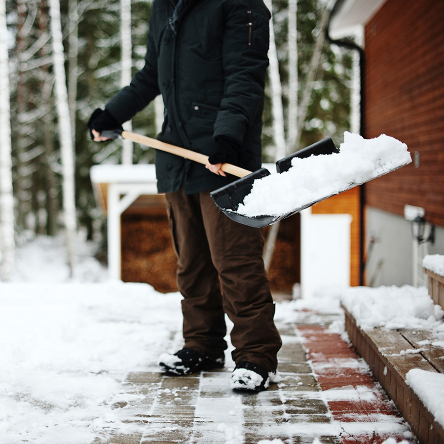 How to protect your back while shoveling snow | McLaren Port Huron Blog